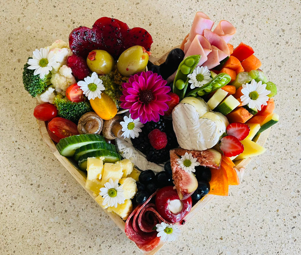 Small heart platter - Nosh & Nibble